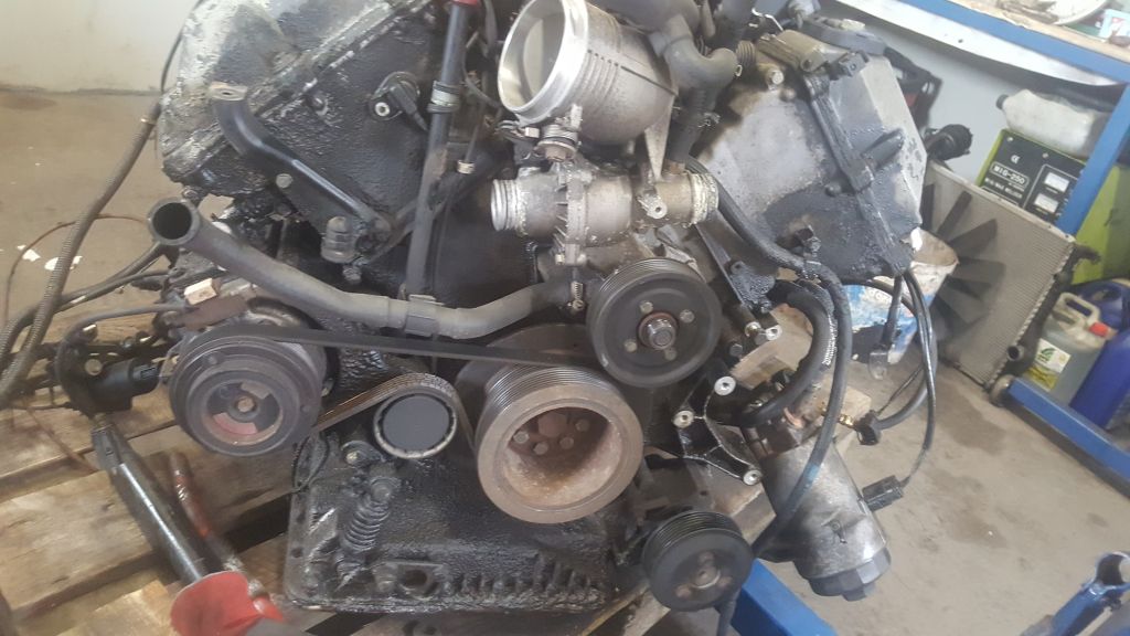 BMW E34 swap na M62B44